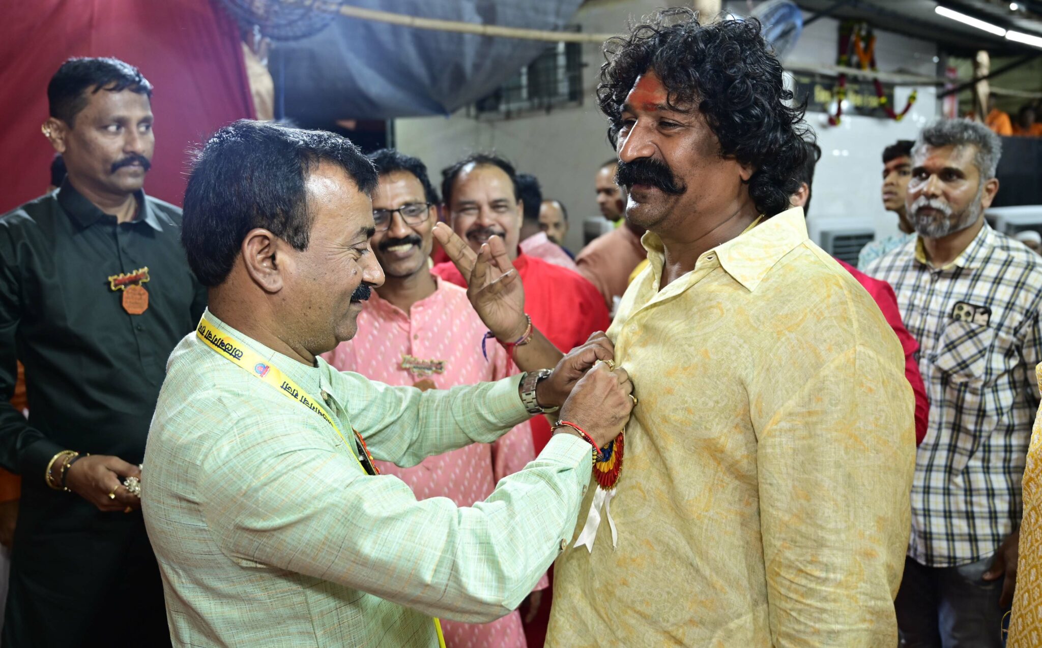 Pan Supari Ceremony - Lalbaugcha Raja Sarvajanik Ganeshotsav Mandal