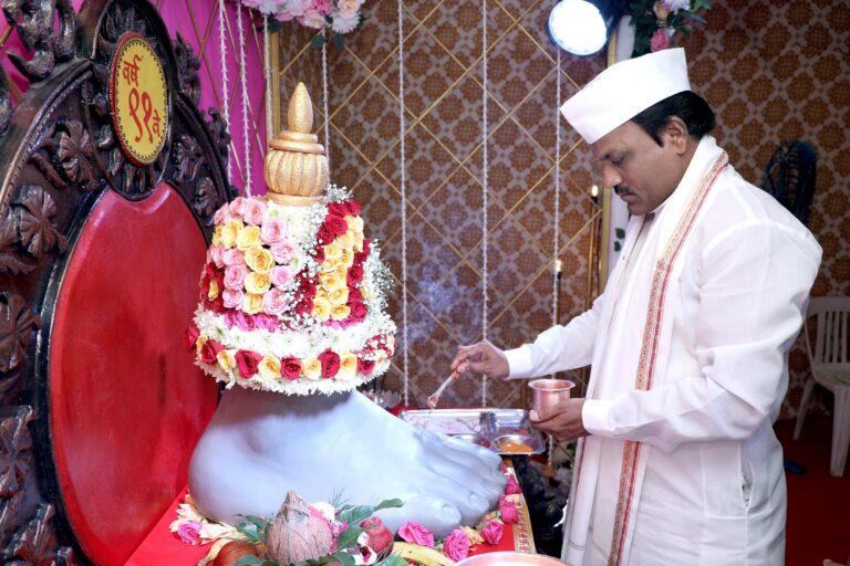 Lalbaugcha Raja Sarvajanik Ganeshotsav Mandal